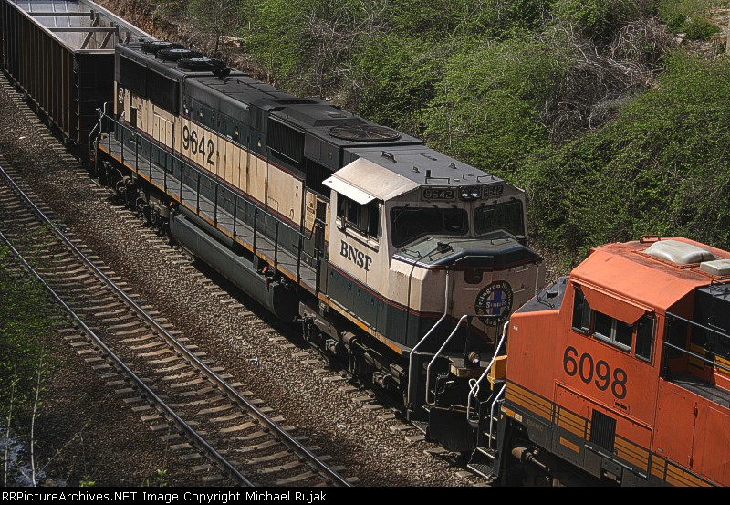 BNSF 9642